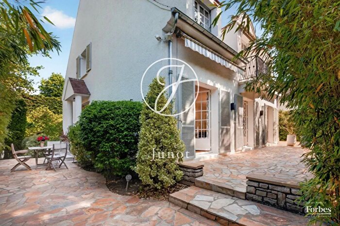 Le Vésinet, Charmettes, Merlettes : Maison 8 pièces à vendre