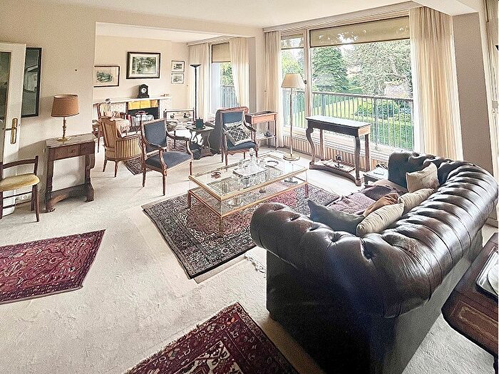 Appartement à vendre - Saint-Saulve - 6 pièces - 3 chambres