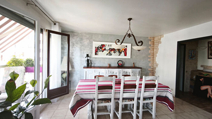 Appartement 4 pièces à Bourg-en-Bresse, Croix Blanche, Près de Brou, Alagnier, à vendre