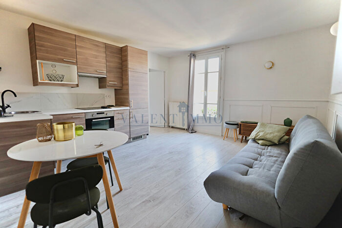 Appartement à vendre - Neuilly-Plaisance, Eglise, Gare - 2 pièces - 1 chambre