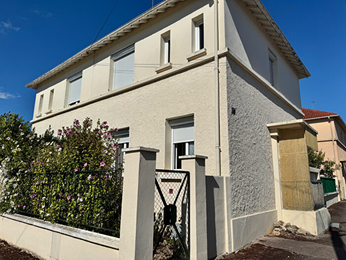 Maison 3 pièces à Troyes, Marots, à vendre