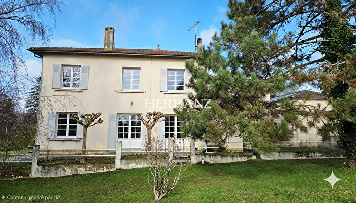 Maison à vendre - Soulignac - 5 pièces - 4 chambres