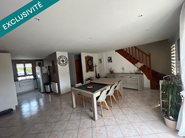 Maison 6 pièces à vendre - La Neuville-Roy