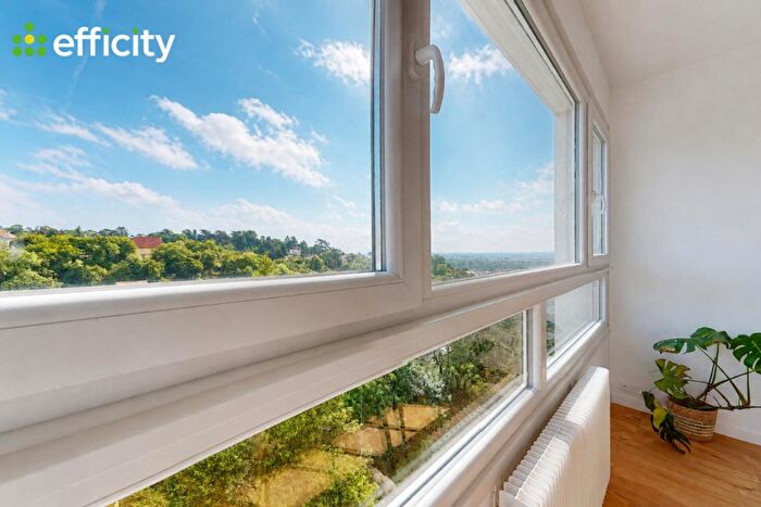 Caluire-et-Cuire, Le Bourg - Appartement 3 pièces à vendre
