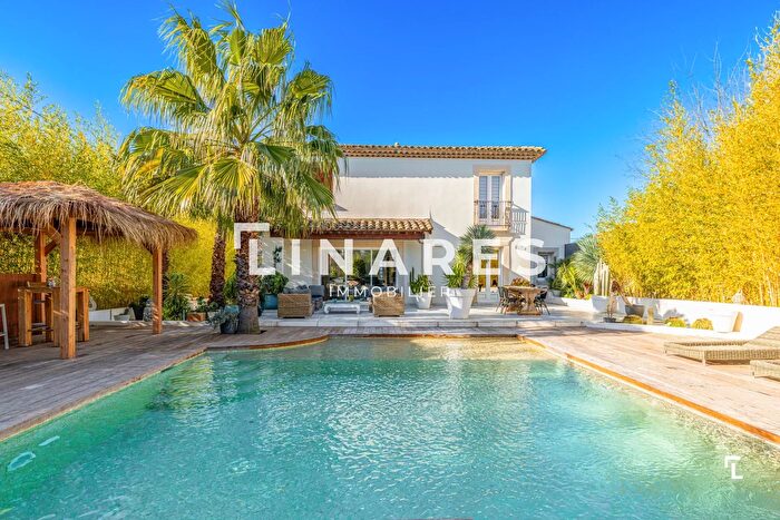 Maison à vendre - Allauch, Logis-Neuf - 5 pièces - 4 chambres