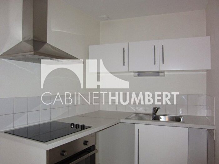 Appartement à louer - Saint-Étienne, Centre-ville, Peuple, Chavanelle - 1 pièce