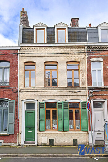 Maison à vendre - Lille, Saint-Maurice, Pellevoisin - 6 pièces - 4 chambres