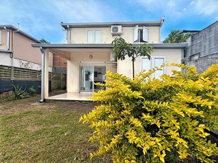 Maison 4 pièces à Saint-Paul, Le Guillaume, à vendre