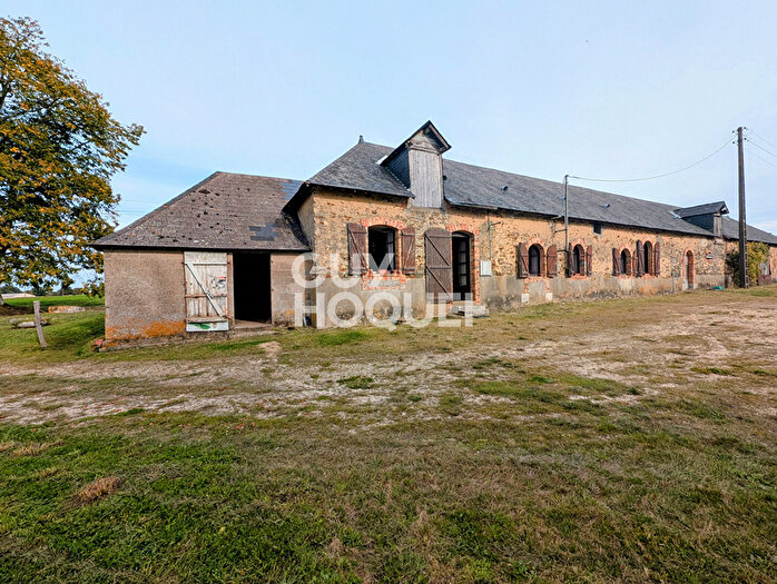 Maison à vendre - Azé - 4 pièces - 3 chambres