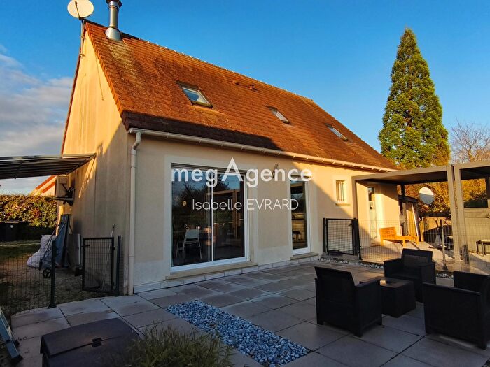 Maison à vendre - Beton-Bazoches - 7 pièces - 5 chambres