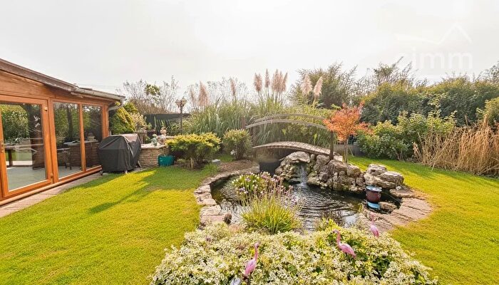 Vaulx-en-Velin, Village : Maison 6 pièces à vendre