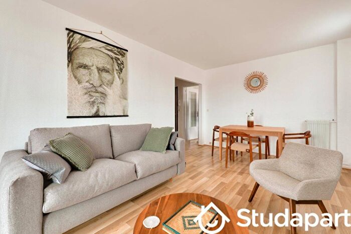 Appartement à louer - Blumenthal-La Biche, Épinay-sur-Seine - 3 pièces - 1 chambre