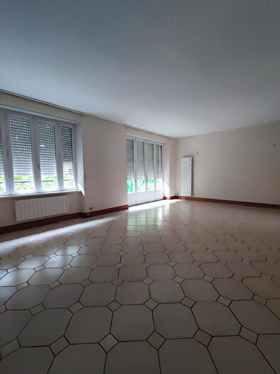 Caen, Saint-Jean : Appartement 4 pièces à louer