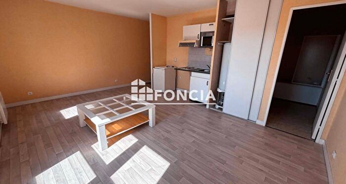 Appartement 1 pièce à Mantes-la-Ville, à louer