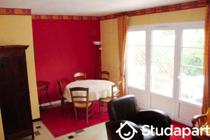 Sabaeges, Ambarès-et-Lagrave : Appartement 1 pièce à louer
