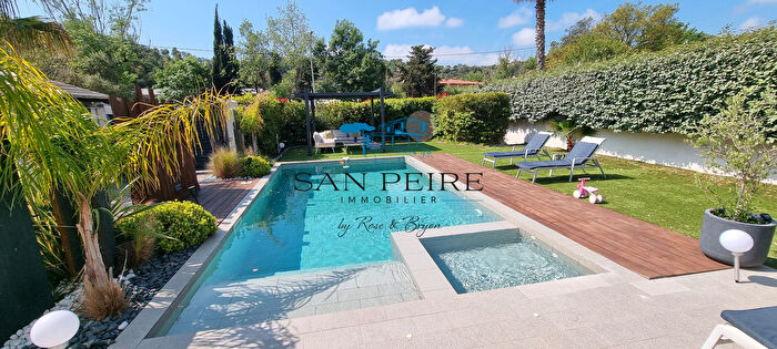 Roquebrune-sur-Argens - Maison 5 pièces à vendre