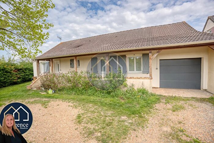 Maison à vendre - Dreux - 5 pièces - 4 chambres