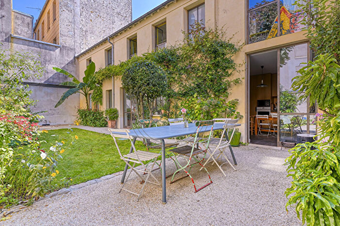 Maison à vendre - Versailles, Saint-Louis - 9 pièces - 6 chambres