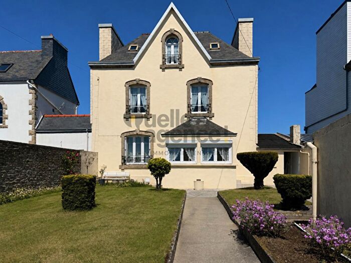 Maison 8 pièces à vendre à Plouhinec