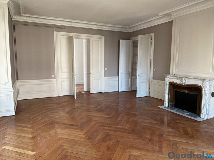 Appartement à louer - Lyon e , Bellecour, Carnot - 6 pièces - 4 chambres