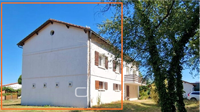 Maison à vendre - Saint-Sulpice-de-Royan - 5 pièces - 3 chambres