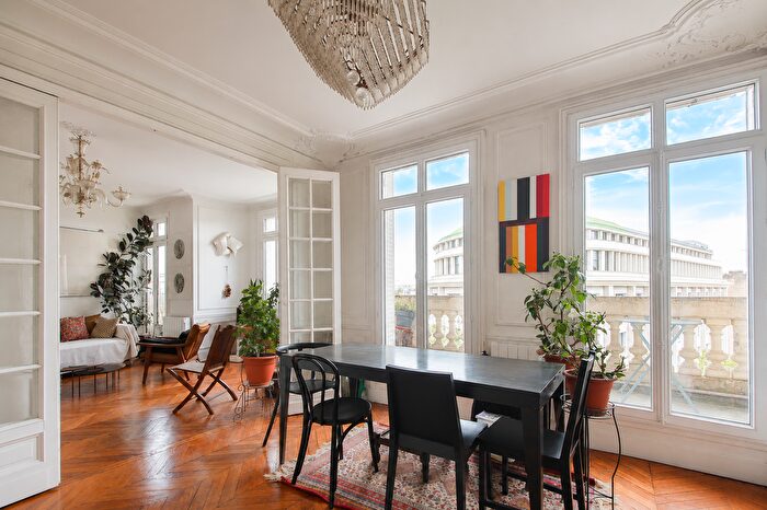 Appartement 4 pièces à Paris 2ème, Sentier, à vendre