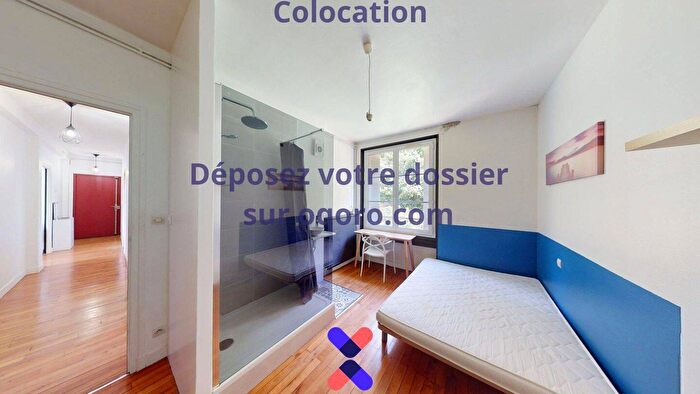 Trois Quartiers-Centre Ville, Poitiers : Appartement 5 pièces à louer