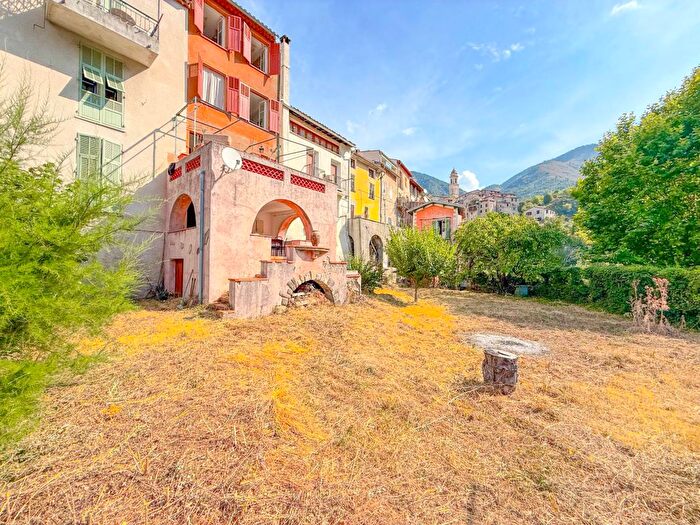 Maison 5 pièces à vendre - Lucéram