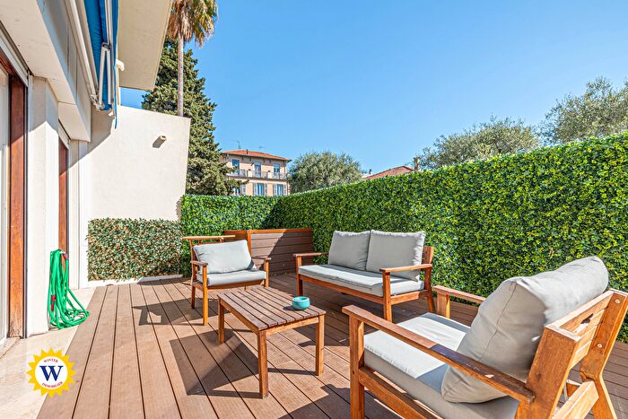 Nice, Madeleine : Appartement 3 pièces à vendre