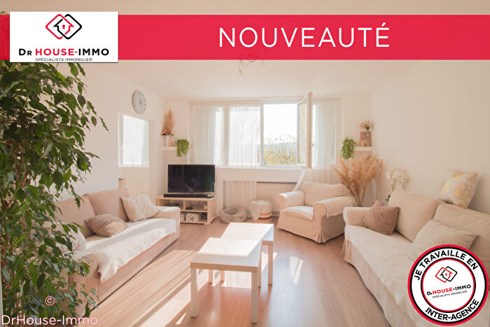 Appartement à vendre - Beynes - 5 pièces - 3 chambres