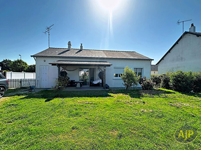 Saint-Julien-de-Vouvantes - Maison 4 pièces à vendre