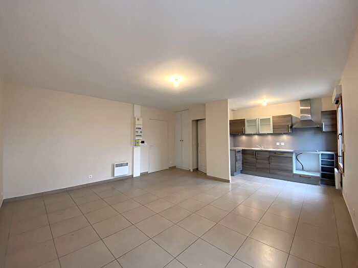 Appartement à vendre - Magny-le-Hongre - 2 pièces - 1 chambre