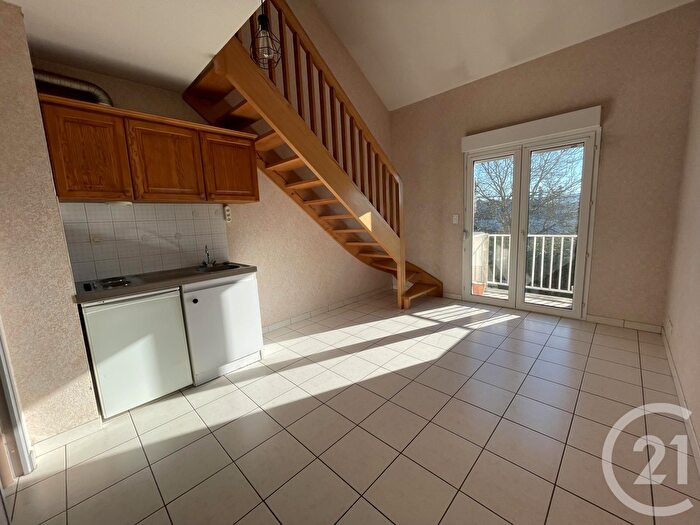 Onet-le-Château : Appartement 2 pièces à louer
