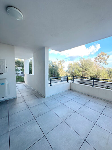 Appartement à vendre - Bastia, Lupino - 3 pièces - 2 chambres