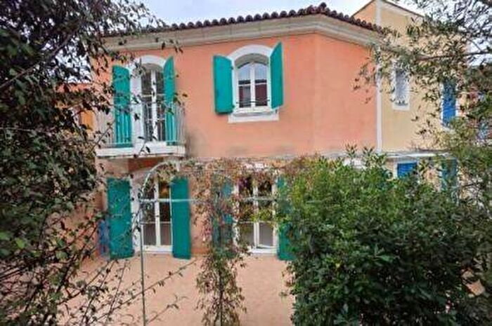 Maison à louer - Nord, Saint-Clément-de-Rivière - 4 pièces - 3 chambres