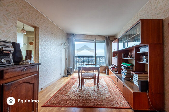 Appartement 2 pièces à vendre à Paris 18ème, Jules Joffrin