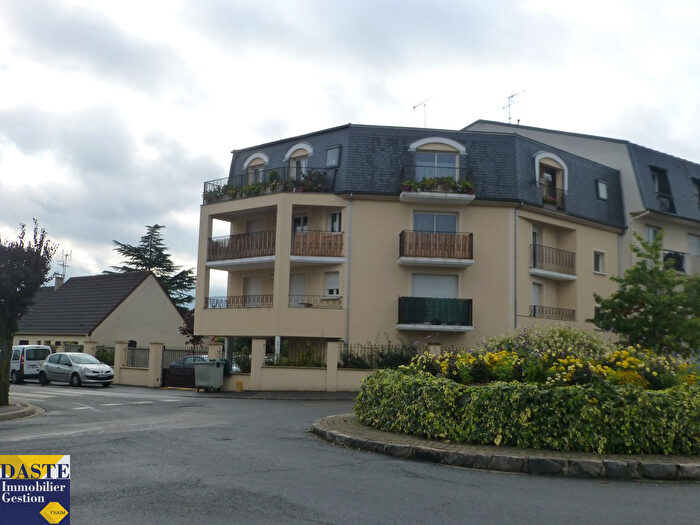 Pontault-Combault, Centre commercial - Appartement 2 pièces à louer