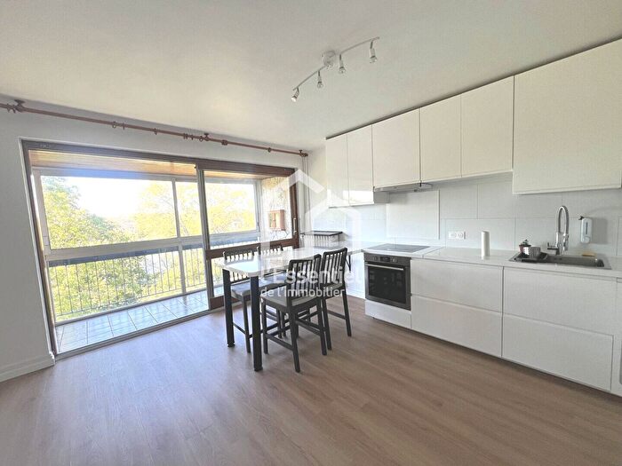 Appartement 3 pièces à Nord et Ouest, Triel-sur-Seine, à louer