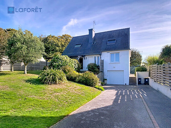 Maison à vendre - Guidel - 6 pièces - 4 chambres