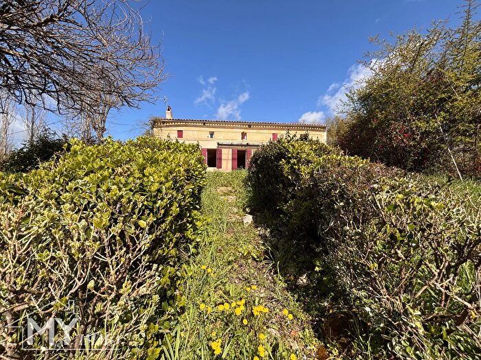 Maison à vendre - Montpeyroux - 5 pièces - 1 chambre