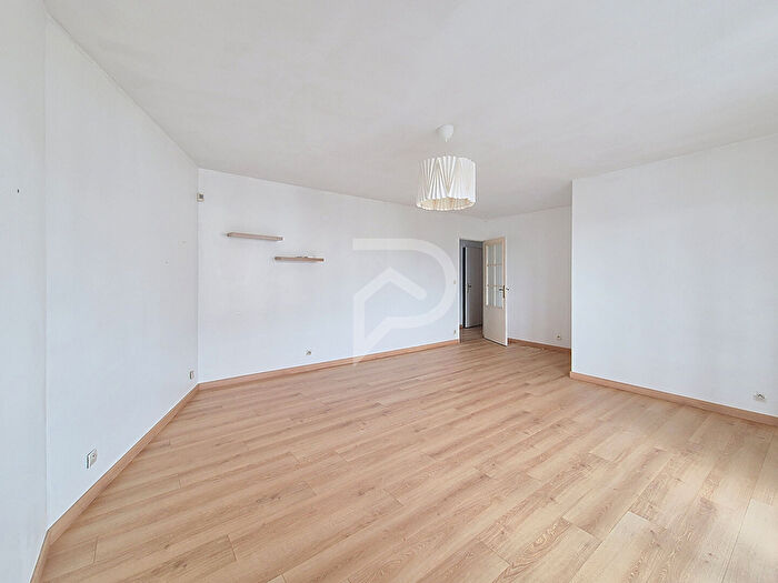 Appartement 4 pièces à vendre à Issy-les-Moulineaux, Les Epinettes, Le Fort, Les Hauts d'Issy