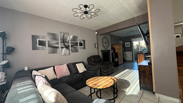 Maison à vendre - Radinghem-en-Weppes - 5 pièces - 4 chambres