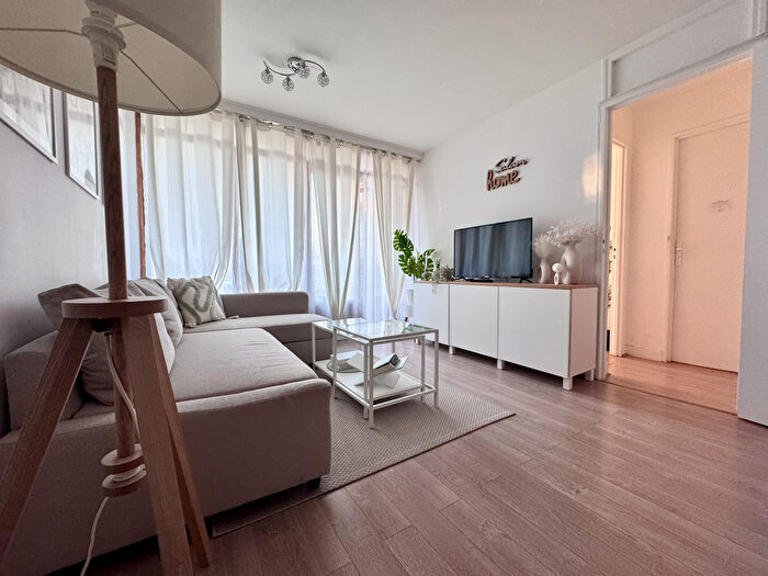 Appartement à vendre - Survilliers - 2 pièces - 1 chambre