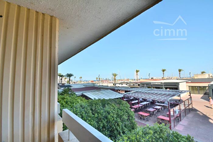 Appartement 1 pièce à louer à Saint-Cyprien, Le Port