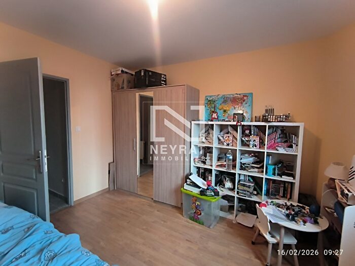 Appartement à louer - Châtenoy-le-Royal - 4 pièces - 3 chambres