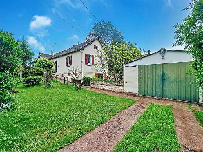 Maison à vendre - Joigny - 5 pièces - 3 chambres