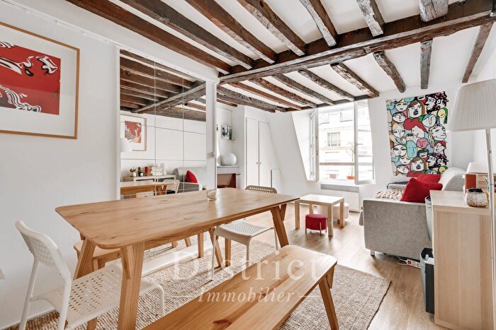 Appartement à vendre - Paris e , Les Iles - 1 pièce