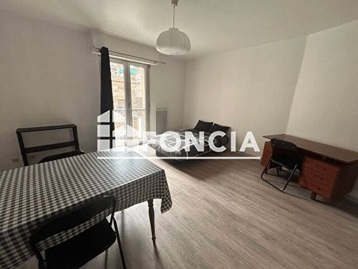 Appartement à louer - Notre-Dame, Cholet - 1 pièce