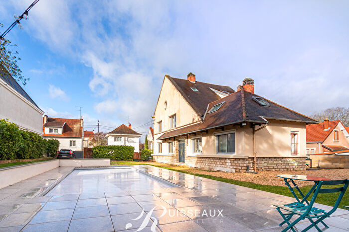 Maison à vendre - Dijon - 9 pièces - 7 chambres
