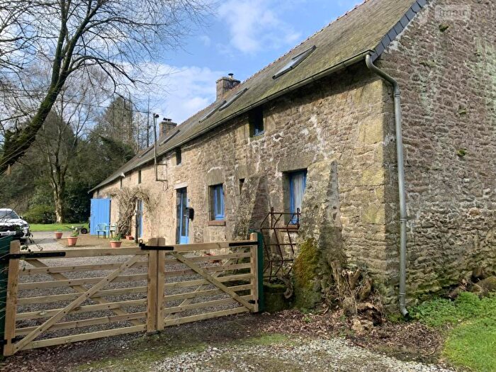 Le Croisty : Maison 6 pièces à vendre